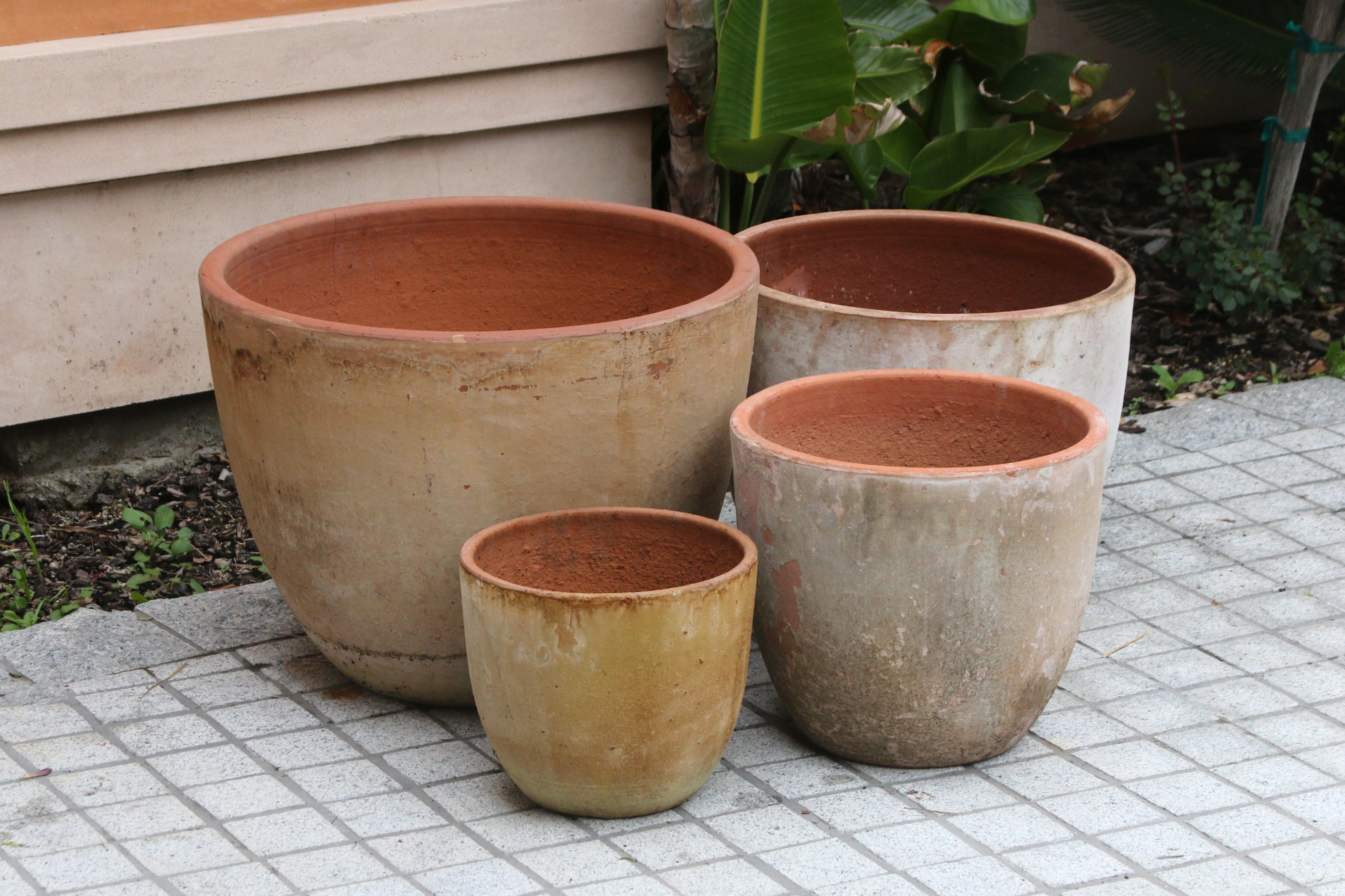 Vintage Pots – Pottery Collection